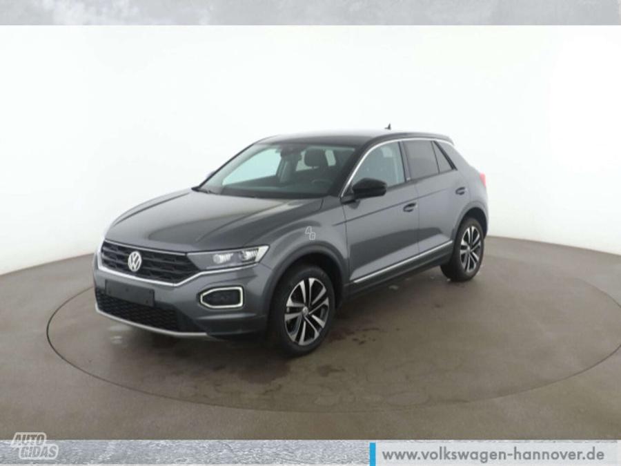 Grey Volkswagen T-Roc 2023 in Kaunas, with an engine capacity of 1.50 L and mileage of 36 thousand km for 29291 €, photo 2 on AUTOMOTO.COM.LV