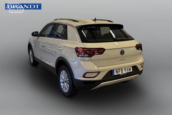 Grey Volkswagen T-Roc 2023 in Kaunas, with an engine capacity of 0.00 L and mileage of 37 thousand km for 22945 €, photo 3 on AUTOMOTO.COM.LV