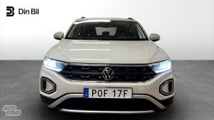 Grey Volkswagen T-Roc 2023 in Kaunas, with an engine capacity of 0.00 L and mileage of 40 thousand km for 27363 €, photo 4 on AUTOMOTO.COM.LV