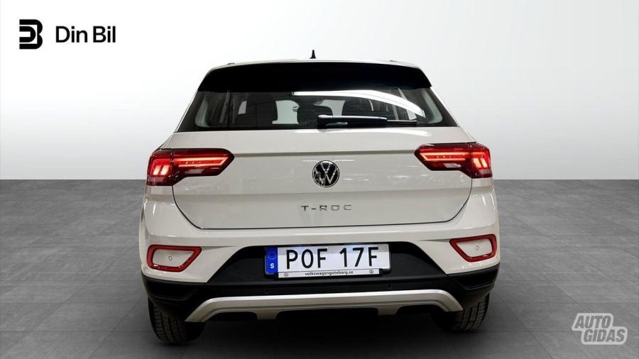 Grey Volkswagen T-Roc 2023 in Kaunas, with an engine capacity of 0.00 L and mileage of 40 thousand km for 27363 €, photo 5 on AUTOMOTO.COM.LV