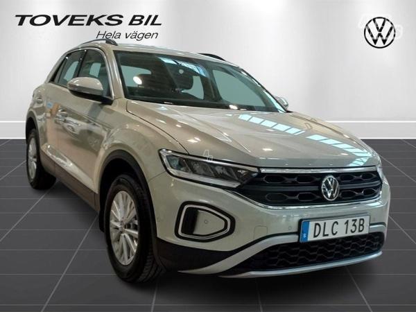 Grey Volkswagen T-Roc 2023 in Kaunas, with an engine capacity of 0.00 L and mileage of 46 thousand km for 24033 €, photo 3 on AUTOMOTO.COM.LV