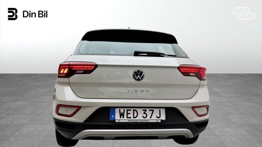 Grey Volkswagen T-Roc 2023 in Kaunas, with an engine capacity of 0.00 L and mileage of 23 thousand km for 30038 €, photo 5 on AUTOMOTO.COM.LV