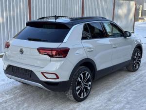 Pelēks Volkswagen T-Roc 2023 Vilkaviškis, ar dzinēja tilpumu 1.50 L un nobraukumu 23 tūkst. km par 21300 €, foto 7 vietnē AUTOMOTO.COM.LV