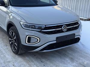 Pelēks Volkswagen T-Roc 2023 Vilkaviškis, ar dzinēja tilpumu 1.50 L un nobraukumu 23 tūkst. km par 21300 €, foto 11 vietnē AUTOMOTO.COM.LV