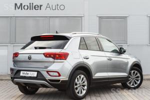 Grey Volkswagen T-Roc 2023 in Ventspils, with an engine capacity of 2.00 L and mileage of 107 thousand km for 26150 €, photo 6 on AUTOMOTO.COM.LV