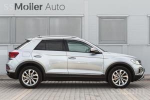 Grey Volkswagen T-Roc 2023 in Ventspils, with an engine capacity of 2.00 L and mileage of 107 thousand km for 26150 €, photo 7 on AUTOMOTO.COM.LV