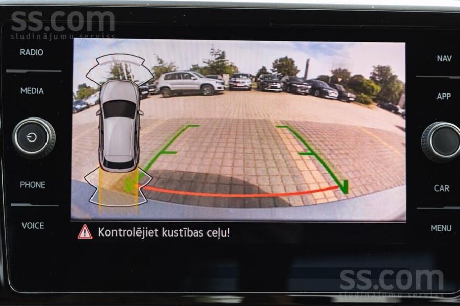 Grey Volkswagen T-Roc 2023 in Ventspils, with an engine capacity of 2.00 L and mileage of 107 thousand km for 26150 €, photo 24 on AUTOMOTO.COM.LV