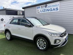 Pelēks Volkswagen T-Roc 2023 Panevēža, ar dzinēja tilpumu 1.97 L un nobraukumu 226 tūkst. km par 16300 €, foto 7 vietnē AUTOMOTO.COM.LV