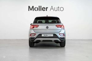 Grey Volkswagen T-Roc 2023 in Vilnius, with an engine capacity of 1.50 L and mileage of 129 thousand km for 22500 €, photo 7 on AUTOMOTO.COM.LV