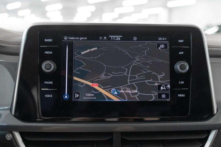 Grey Volkswagen T-Roc 2023 in Vilnius, with an engine capacity of 1.50 L and mileage of 129 thousand km for 22500 €, photo 13 on AUTOMOTO.COM.LV