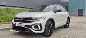 Grey Volkswagen T-Roc 2023 in Vilnius, with an engine capacity of 1.50 L and mileage of 200 thousand km for 19600 €, photo  on AUTOMOTO.COM.LV