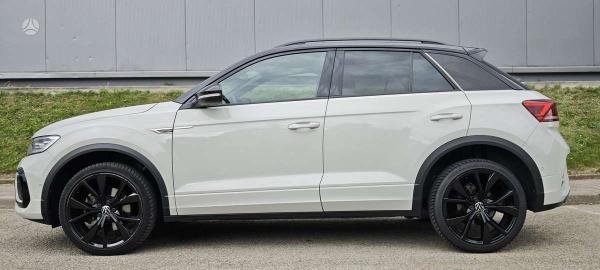 Volkswagen T-Roc 2023 Viļņa vietnē Pelēks Volkswagen T-Roc 2023 Viļņa, ar dzinēja tilpumu 1.50 L un nobraukumu 200 tūkst. km par 19600 €, foto 3 vietnē AUTOMOTO.COM.LV