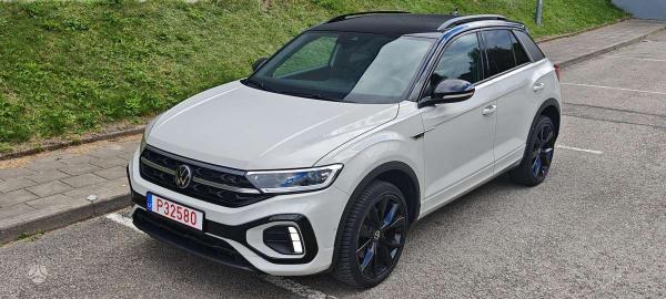 Volkswagen T-Roc 2023 Viļņa vietnē Pelēks Volkswagen T-Roc 2023 Viļņa, ar dzinēja tilpumu 1.50 L un nobraukumu 200 tūkst. km par 19600 €, foto 7 vietnē AUTOMOTO.COM.LV