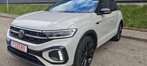 Grey Volkswagen T-Roc 2023 in Vilnius, with an engine capacity of 1.50 L and mileage of 200 thousand km for 19600 €, photo 13 on AUTOMOTO.COM.LV
