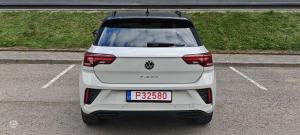 Grey Volkswagen T-Roc 2023 in Vilnius, with an engine capacity of 1.50 L and mileage of 200 thousand km for 19600 €, photo 14 on AUTOMOTO.COM.LV