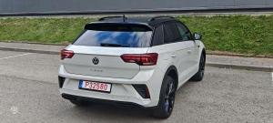 Grey Volkswagen T-Roc 2023 in Vilnius, with an engine capacity of 1.50 L and mileage of 200 thousand km for 19600 €, photo 15 on AUTOMOTO.COM.LV