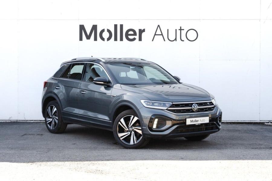Pelēks Volkswagen T-Roc 2023 Rīga, ar dzinēja tilpumu 2.00 L un nobraukumu 120 tūkst. km par 25500 €, foto 1 vietnē AUTOMOTO.COM.LV