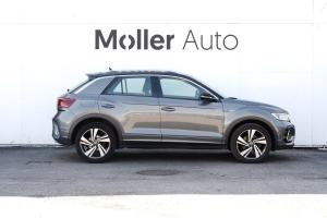 Pelēks Volkswagen T-Roc 2023 Rīga, ar dzinēja tilpumu 2.00 L un nobraukumu 120 tūkst. km par 25500 €, foto 6 vietnē AUTOMOTO.COM.LV
