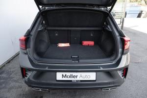Pelēks Volkswagen T-Roc 2023 Rīga, ar dzinēja tilpumu 2.00 L un nobraukumu 120 tūkst. km par 25500 €, foto 9 vietnē AUTOMOTO.COM.LV