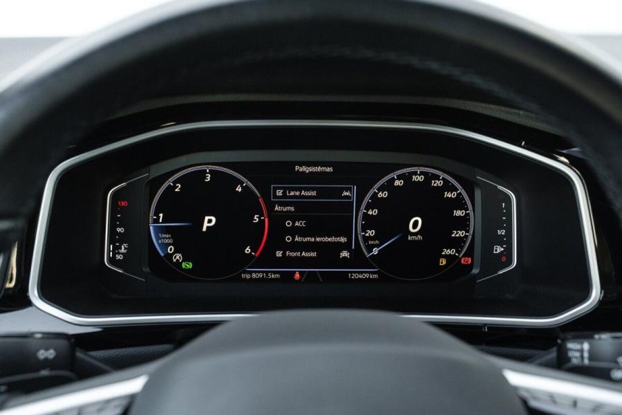 Pelēks Volkswagen T-Roc 2023 Rīga, ar dzinēja tilpumu 2.00 L un nobraukumu 120 tūkst. km par 25500 €, foto 15 vietnē AUTOMOTO.COM.LV