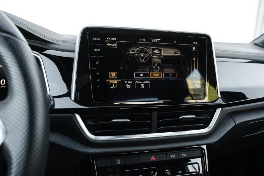 Pelēks Volkswagen T-Roc 2023 Rīga, ar dzinēja tilpumu 2.00 L un nobraukumu 120 tūkst. km par 25500 €, foto 24 vietnē AUTOMOTO.COM.LV