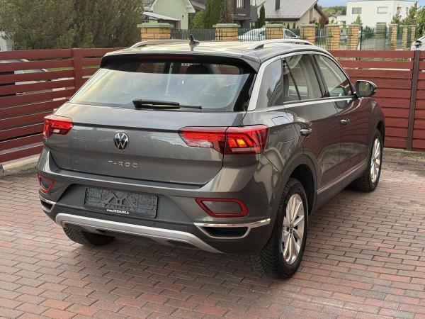 Pelēks Volkswagen T-Roc 2023 Šauļi, ar dzinēja tilpumu 1.97 L un nobraukumu 181 tūkst. km par 17990 €, foto 7 vietnē AUTOMOTO.COM.LV
