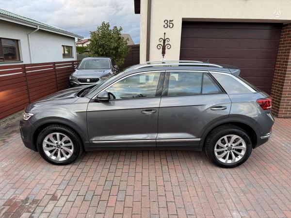 Pelēks Volkswagen T-Roc 2023 Šauļi, ar dzinēja tilpumu 1.97 L un nobraukumu 181 tūkst. km par 17990 €, foto 10 vietnē AUTOMOTO.COM.LV