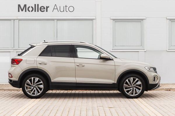 Grey Volkswagen T-Roc 2023 in Ventspils, with an engine capacity of 1.50 L and mileage of 57 thousand km for 27850 €, photo 7 on AUTOMOTO.COM.LV
