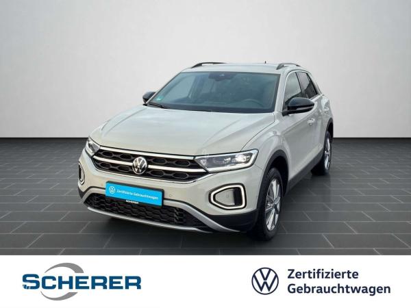 Grey Volkswagen T-Roc 2024 in Kaunas, with an engine capacity of 1.50 L and mileage of 11 thousand km for 31019 €, photo 1 on AUTOMOTO.COM.LV