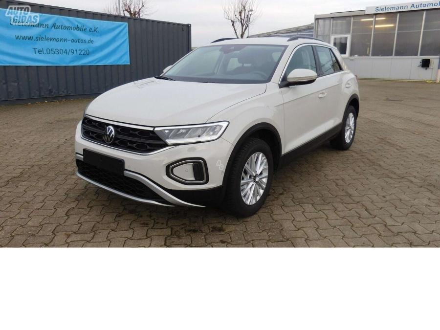 Grey Volkswagen T-Roc 2024 in Kaunas, with an engine capacity of 1.50 L and mileage of 36 thousand km for 26924 €, photo 5 on AUTOMOTO.COM.LV