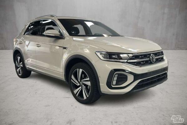 Pelēks Volkswagen T-Roc 2024 Kauņa, ar dzinēja tilpumu 1.50 L un nobraukumu 21 tūkst. km par 30589 €, foto 4 vietnē AUTOMOTO.COM.LV