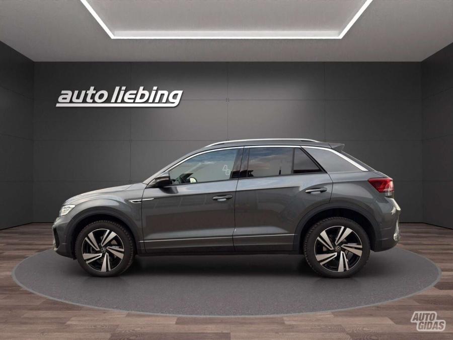 Grey Volkswagen T-Roc 2024 in Kaunas, with an engine capacity of 2.00 L and mileage of 25 thousand km for 32687 €, photo 3 on AUTOMOTO.COM.LV