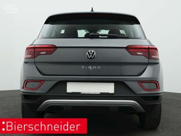 Pelēks Volkswagen T-Roc 2024 Kauņa, ar dzinēja tilpumu 2.00 L un nobraukumu 15 tūkst. km par 27293 €, foto 5 vietnē AUTOMOTO.COM.LV