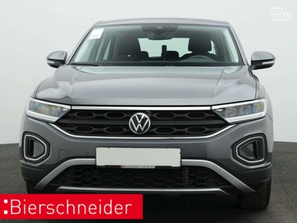 Pelēks Volkswagen T-Roc 2024 Kauņa, ar dzinēja tilpumu 2.00 L un nobraukumu 15 tūkst. km par 27293 €, foto 9 vietnē AUTOMOTO.COM.LV