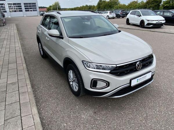 Pelēks Volkswagen T-Roc 2024 Kauņa, ar dzinēja tilpumu 1.50 L un nobraukumu 27 tūkst. km par 28881 €, foto 7 vietnē AUTOMOTO.COM.LV