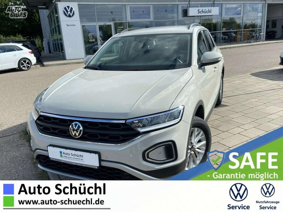 Pelēks Volkswagen T-Roc 2024 Kauņa, ar dzinēja tilpumu 1.50 L un nobraukumu 30 tūkst. km par 28881 €, foto 1 vietnē AUTOMOTO.COM.LV