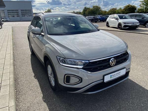 Pelēks Volkswagen T-Roc 2024 Kauņa, ar dzinēja tilpumu 1.50 L un nobraukumu 30 tūkst. km par 28881 €, foto 7 vietnē AUTOMOTO.COM.LV