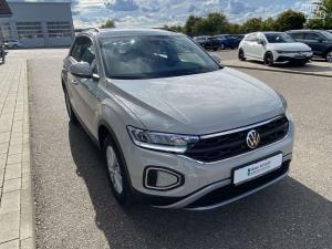 Pelēks Volkswagen T-Roc 2024 Kauņa, ar dzinēja tilpumu 1.50 L un nobraukumu 30 tūkst. km par 28881 €, foto 7 vietnē AUTOMOTO.COM.LV