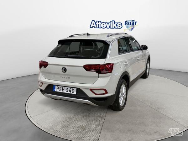 Pelēks Volkswagen T-Roc 2024 Kauņa, ar dzinēja tilpumu 0.00 L un nobraukumu 19 tūkst. km par 32216 €, foto 3 vietnē AUTOMOTO.COM.LV