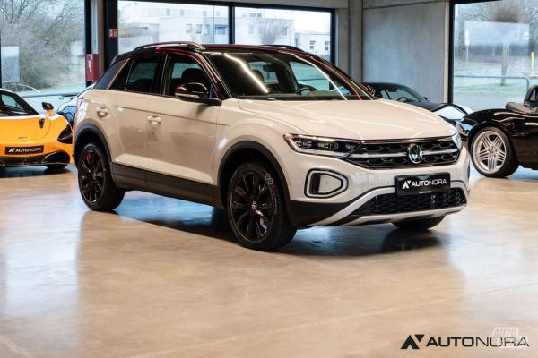 Pelēks Volkswagen T-Roc 2024 Kauņa, ar dzinēja tilpumu 1.50 L un nobraukumu 26 tūkst. km par 32597 €, foto 3 vietnē AUTOMOTO.COM.LV