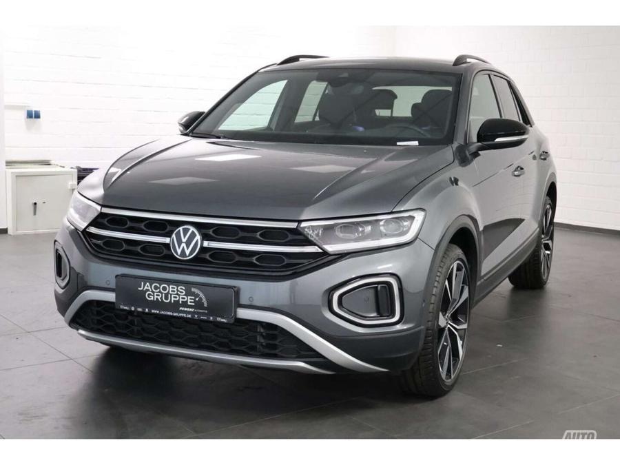 Pelēks Volkswagen T-Roc 2024 Kauņa, ar dzinēja tilpumu 2.00 L un nobraukumu 16 tūkst. km par 32690 €, foto 2 vietnē AUTOMOTO.COM.LV