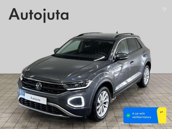 Pelēks Volkswagen T-Roc 2024 Kauņa, ar dzinēja tilpumu 1.50 L un nobraukumu 54 tūkst. km par 23900 €, foto 1 vietnē AUTOMOTO.COM.LV