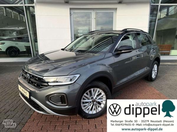 Pelēks Volkswagen T-Roc 2025 Kauņa, ar dzinēja tilpumu 1.00 L un nobraukumu 13 tūkst. km par 28456 €, foto 1 vietnē AUTOMOTO.COM.LV