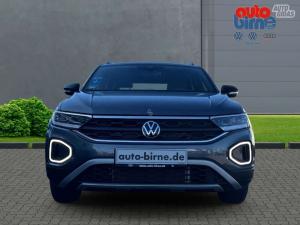 Pelēks Volkswagen T-Roc 2025 Kauņa, ar dzinēja tilpumu 1.50 L un nobraukumu 12 tūkst. km par 31546 €, foto 5 vietnē AUTOMOTO.COM.LV