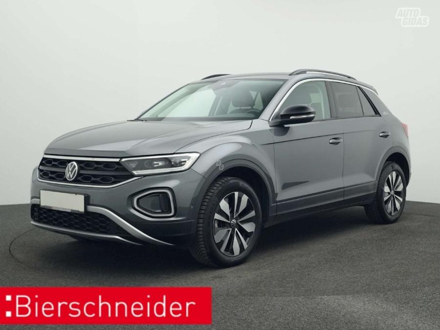 Pelēks Volkswagen T-Roc 2025 Kauņa, ar dzinēja tilpumu 1.50 L un nobraukumu 18 tūkst. km par 32443 €, foto 1 vietnē AUTOMOTO.COM.LV