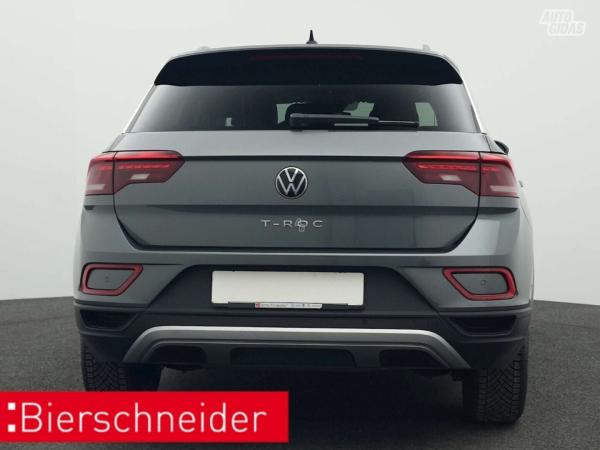 Pelēks Volkswagen T-Roc 2025 Kauņa, ar dzinēja tilpumu 1.50 L un nobraukumu 18 tūkst. km par 32443 €, foto 4 vietnē AUTOMOTO.COM.LV