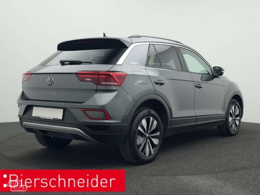 Pelēks Volkswagen T-Roc 2025 Kauņa, ar dzinēja tilpumu 1.50 L un nobraukumu 18 tūkst. km par 32443 €, foto 5 vietnē AUTOMOTO.COM.LV