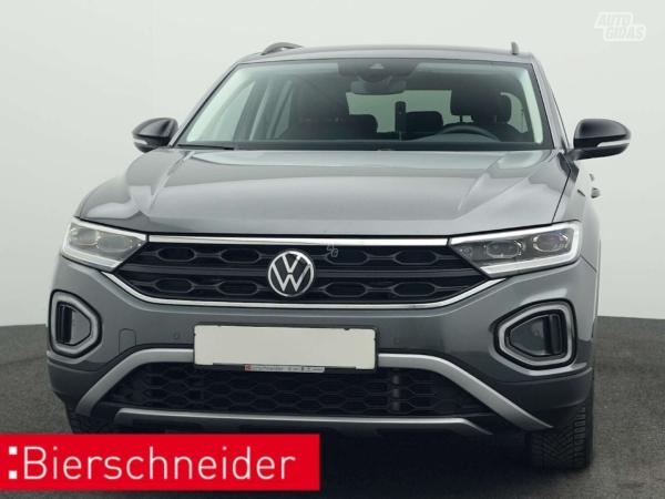 Pelēks Volkswagen T-Roc 2025 Kauņa, ar dzinēja tilpumu 1.50 L un nobraukumu 18 tūkst. km par 32443 €, foto 9 vietnē AUTOMOTO.COM.LV