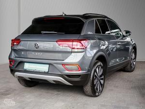 Grey Volkswagen T-Roc 2025 in Kaunas, with an engine capacity of 2.00 L and mileage of 28 thousand km for 32679 €, photo 5 on AUTOMOTO.COM.LV