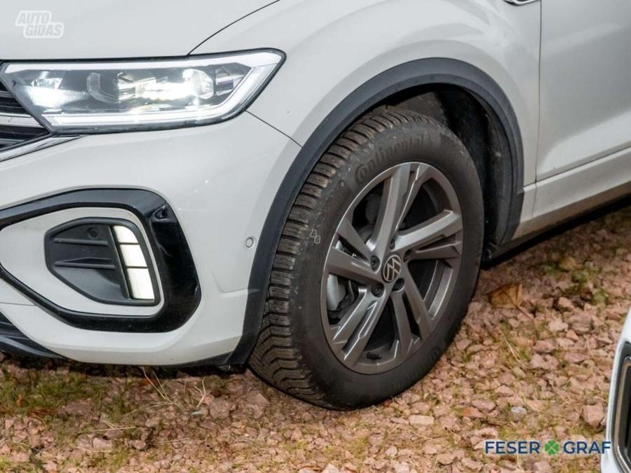 Grey Volkswagen T-Roc 2025 in Kaunas, with an engine capacity of 1.50 L and mileage of 11 thousand km for 32649 €, photo 10 on AUTOMOTO.COM.LV